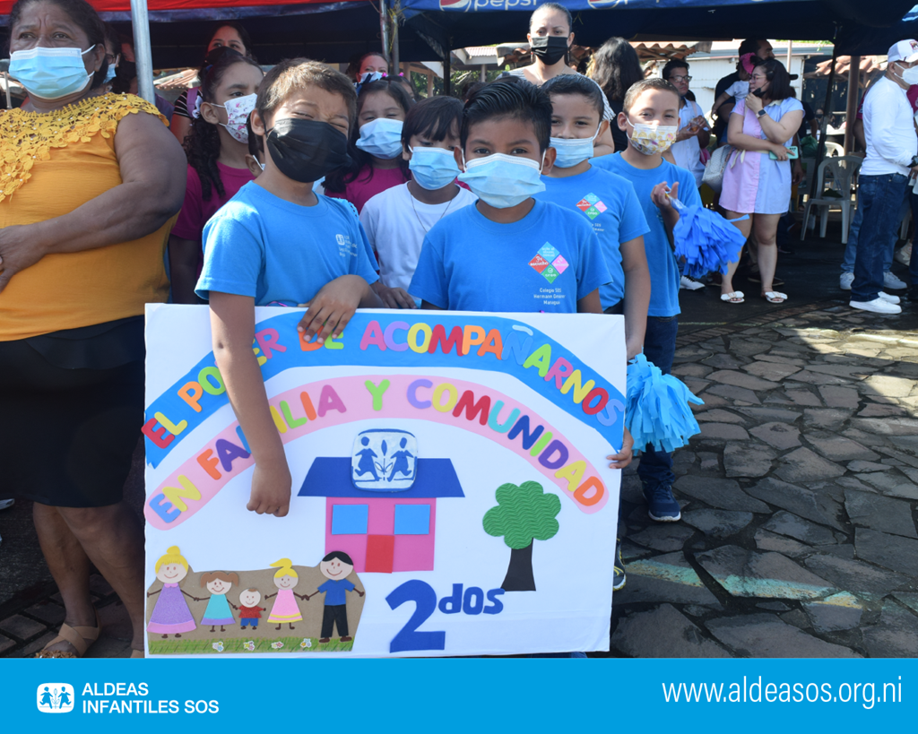Desfiles patrios - Aldeas Infantiles SOS Nicaragua